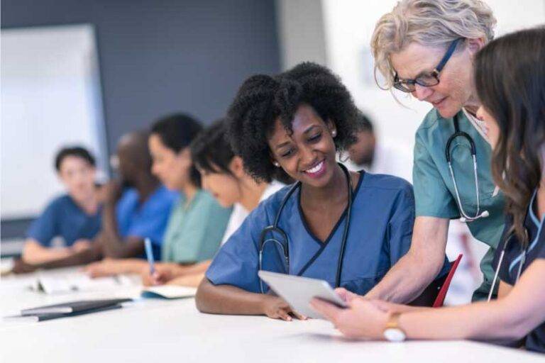18 Essential Medical Assistant Skills | Comprehension Guide